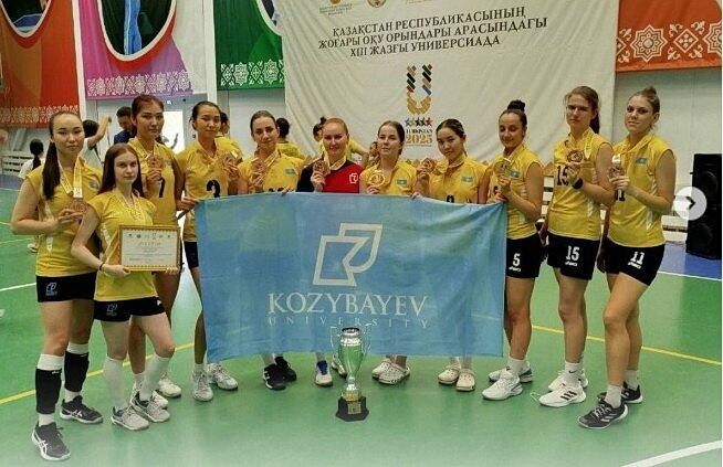 Волейболистки Kozybayev University привезли медали Универсиады | Новости